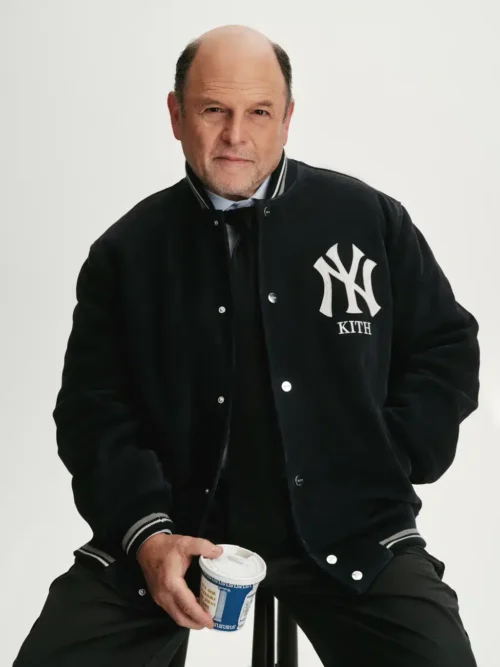 Jason Alexander incarne la collaboration Kith x New York Yankees ...
